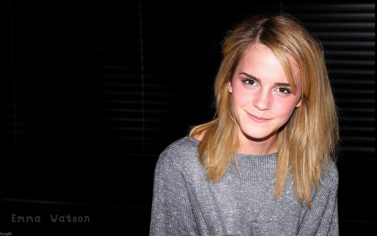 Biography | Discography | Pics | News |: Emma Watson