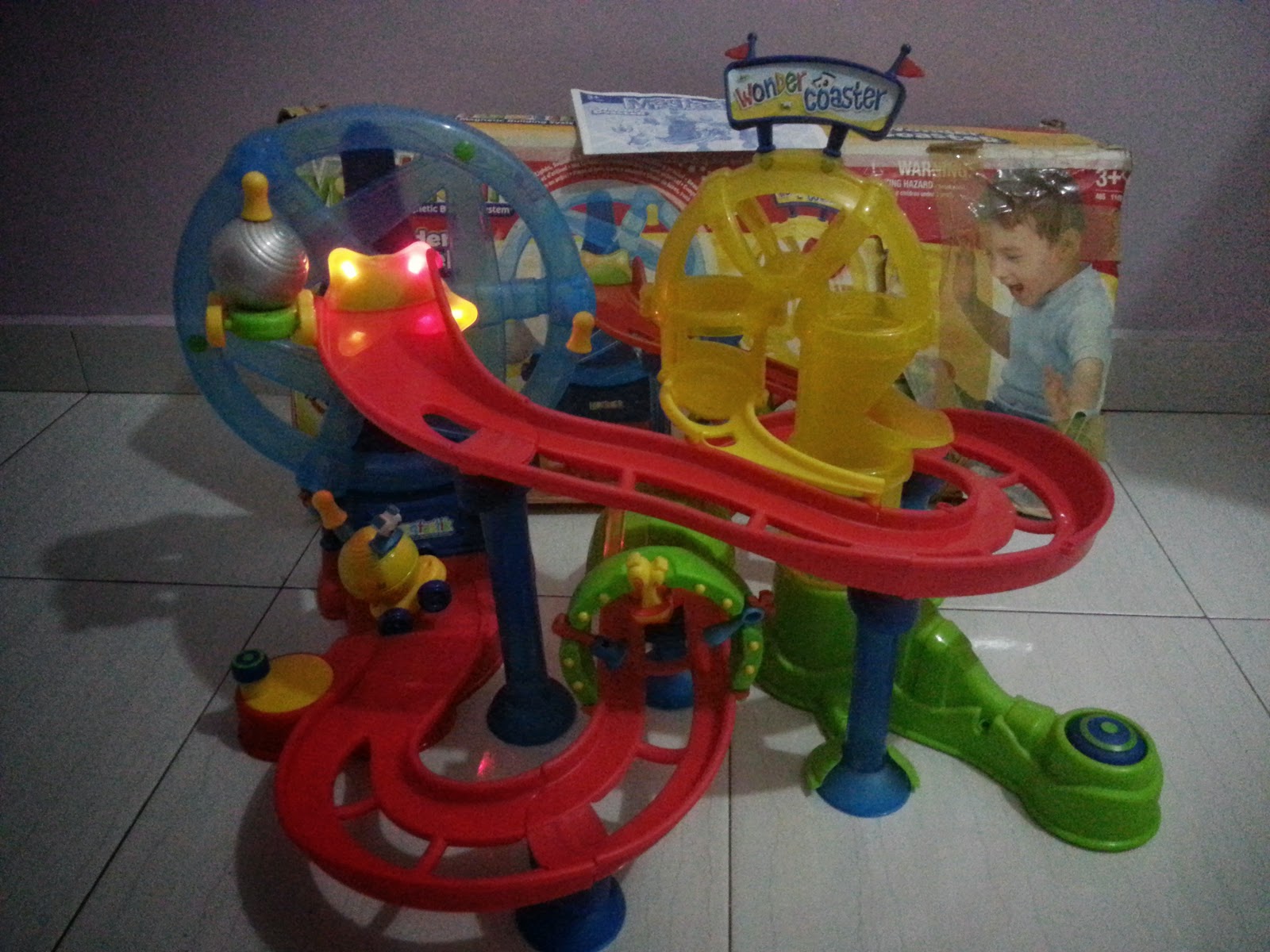 MYBUNDLETOYS2: MEGA BLOKS Magtastik Wonder Coaster (SOLD)