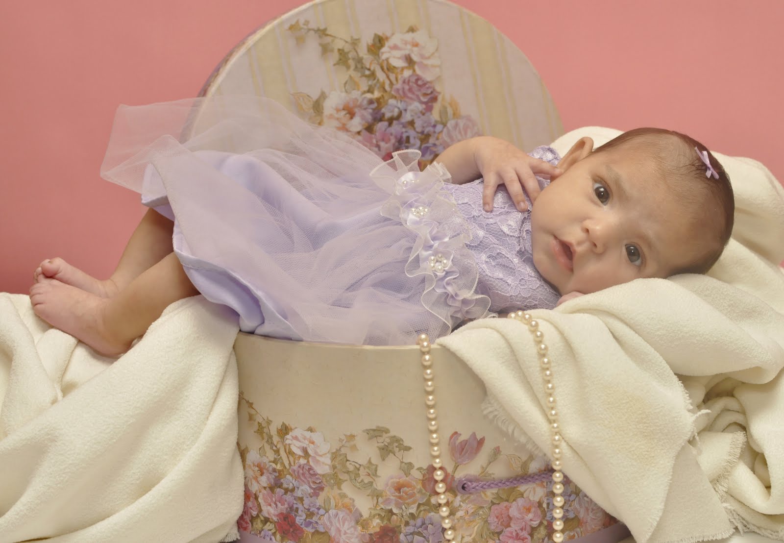 Baby Pictures: MY NIECE'S BABY (so my Great Niece)
