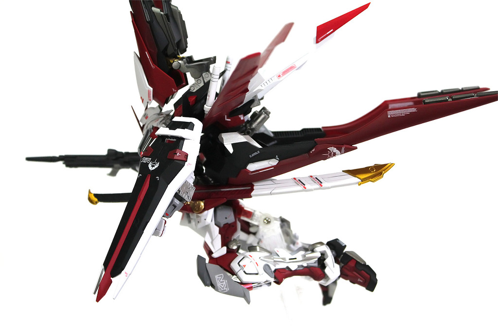 GUNDAM GUY: MG 1/100 M1 Astray Mass Produciton Unit - Customized Build