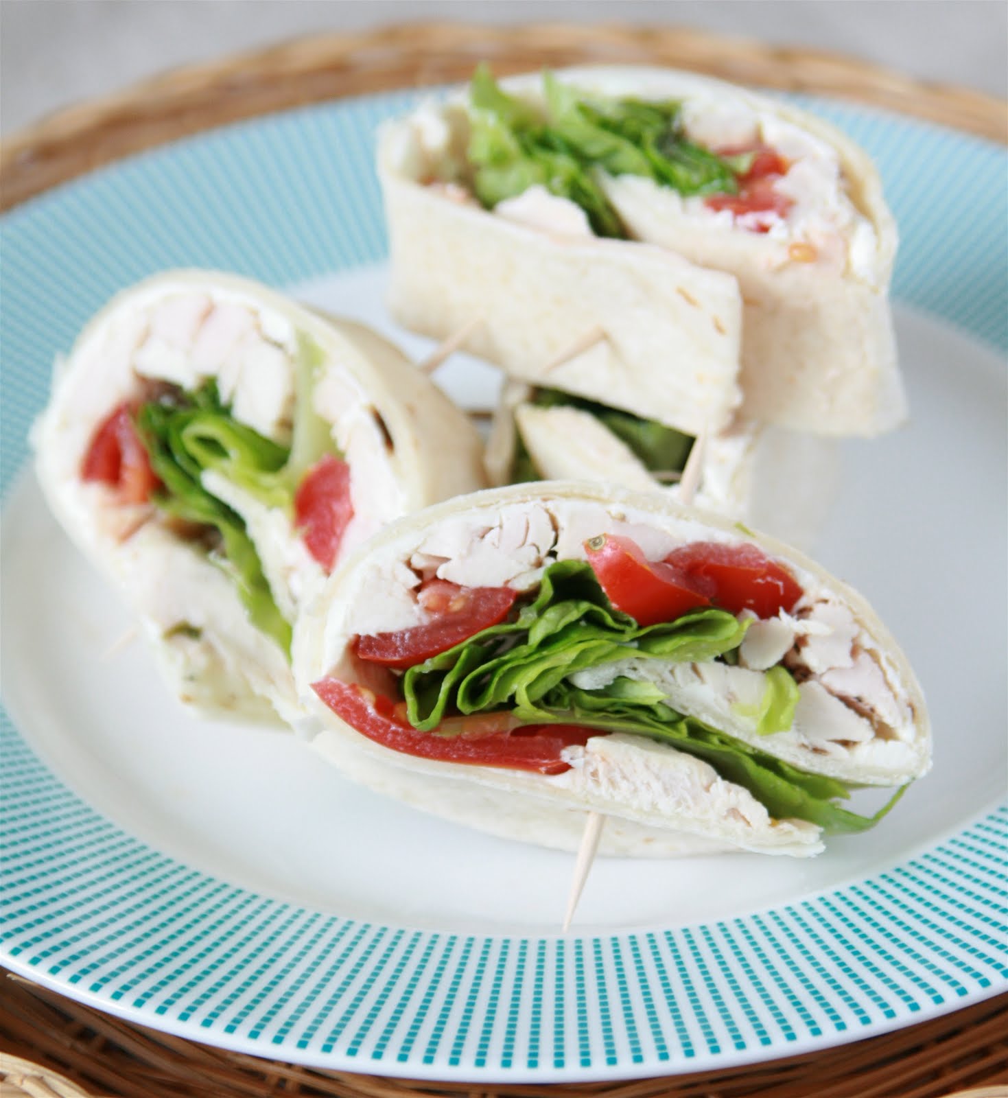 Cook Bake & Decorate: Turkey Roll Wraps