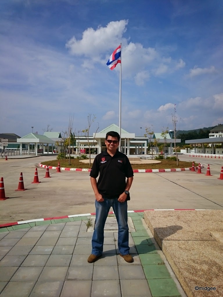 Midgee's Simple Life: A New Border Crossing: Kota Putra - Ban Prakob