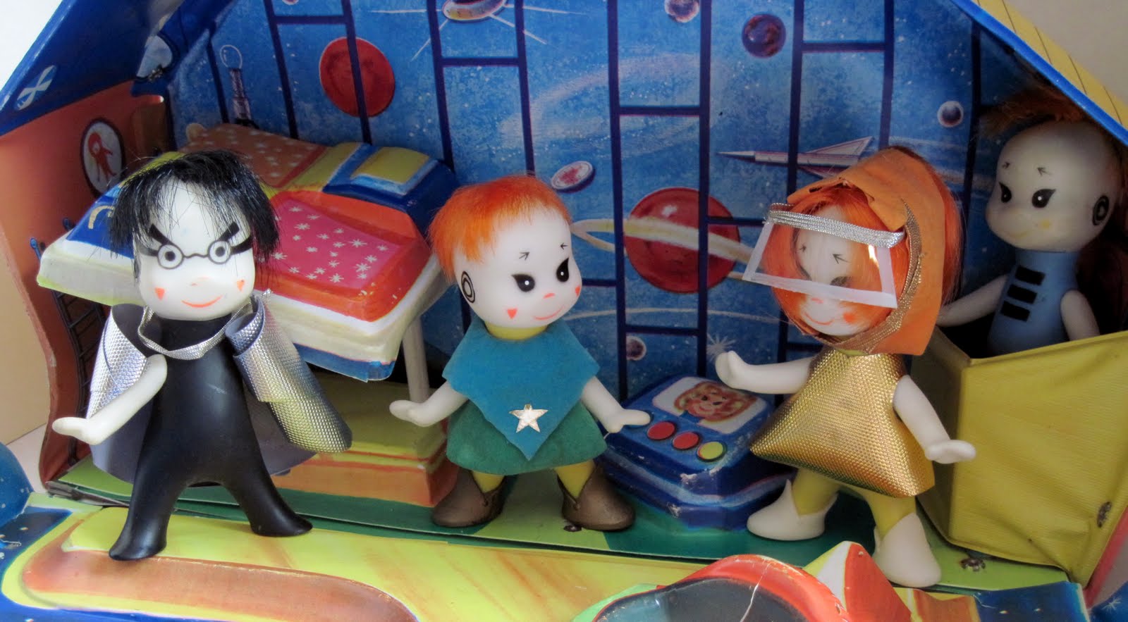 Tracy's Toys (and Some Other Stuff): 1967 Mini-Martians Dolls, House ...