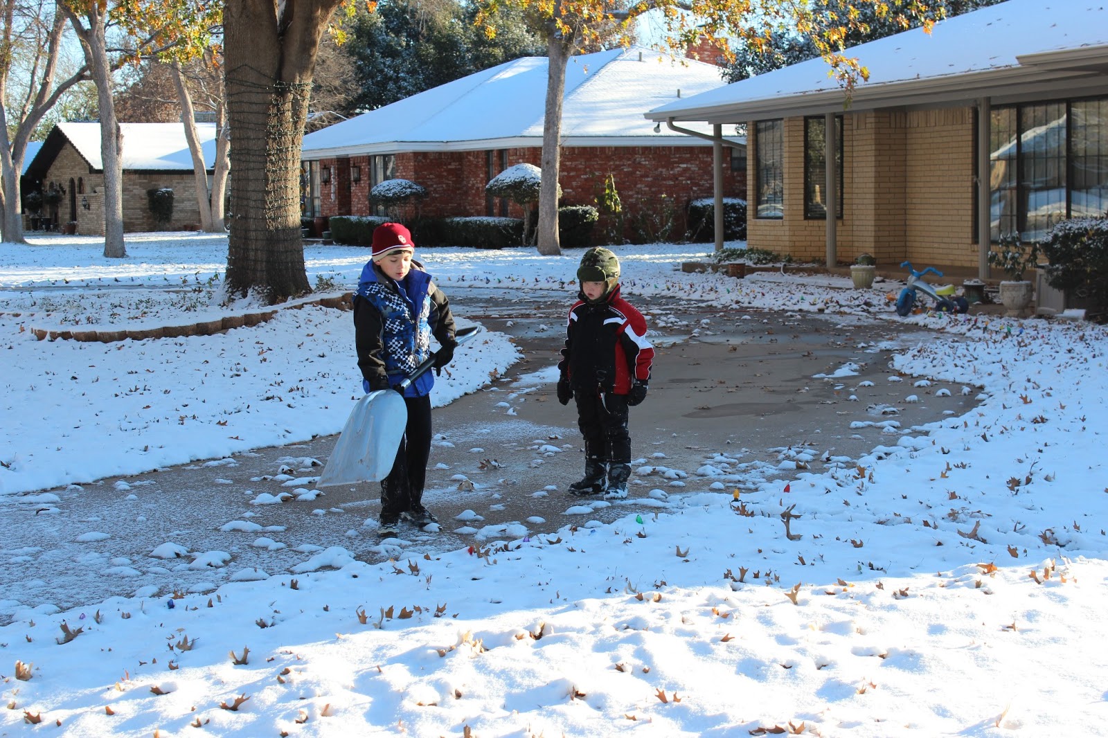 The McGaha Family: Surprise Snow Day