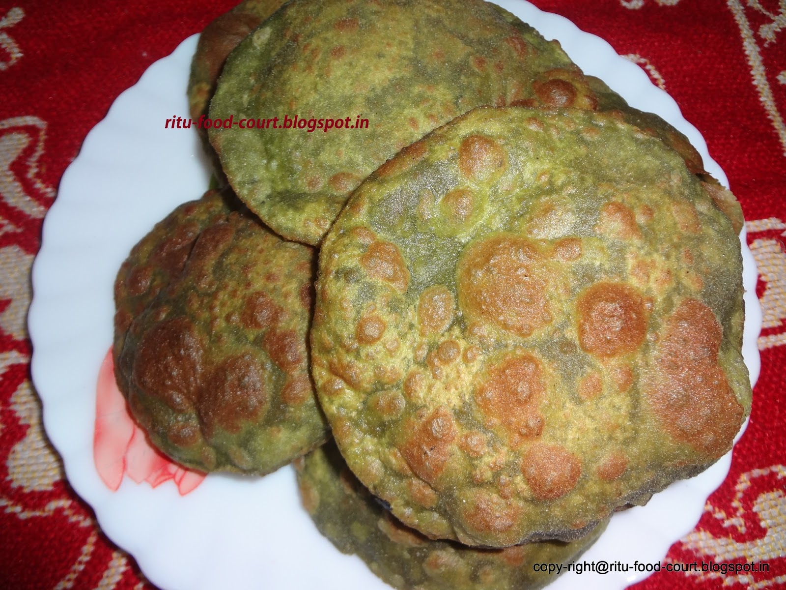 Welcome to Food World: Methi (Fenugreek) Puri....