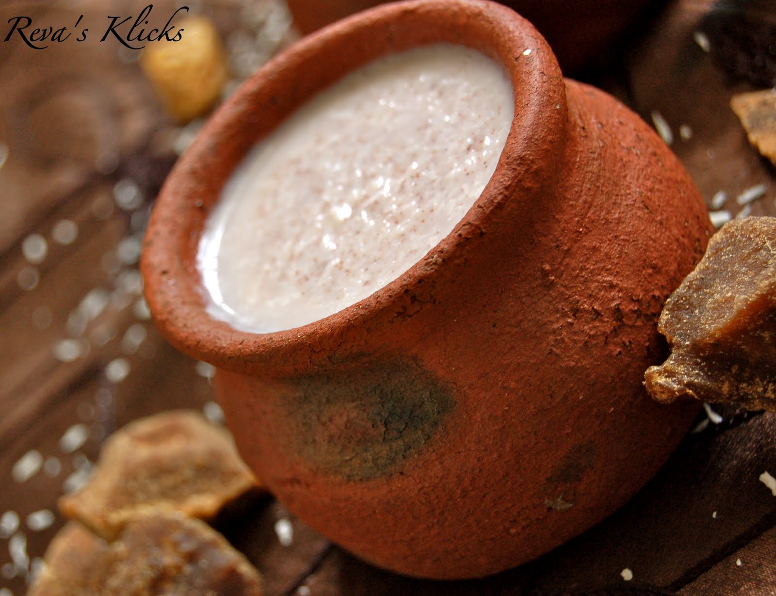 Kaarasaaram: Ragi Koozh