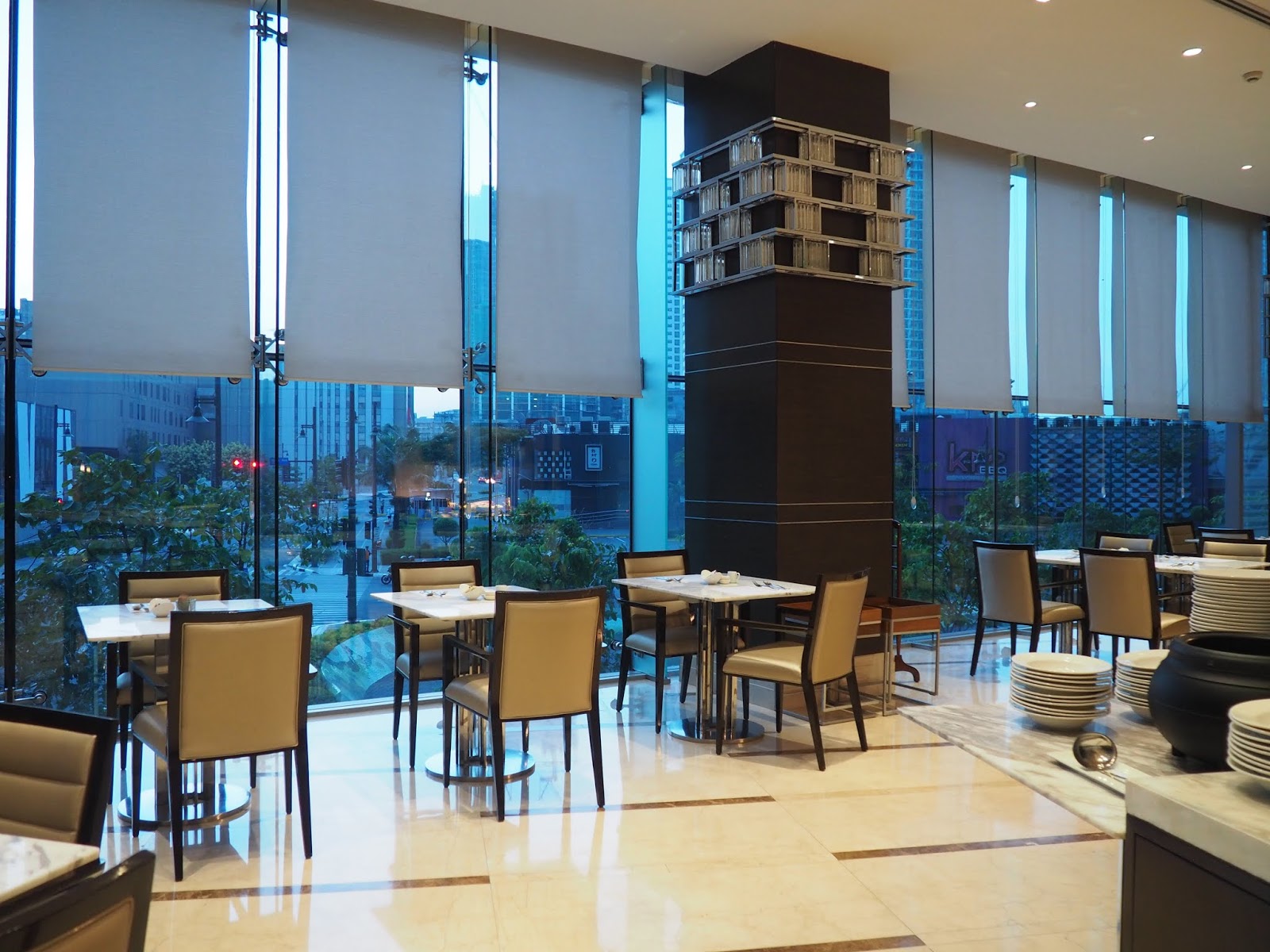 VinaTraveler's Blog: "Ascott BGC Manila", The Most Amazing Luxury ...