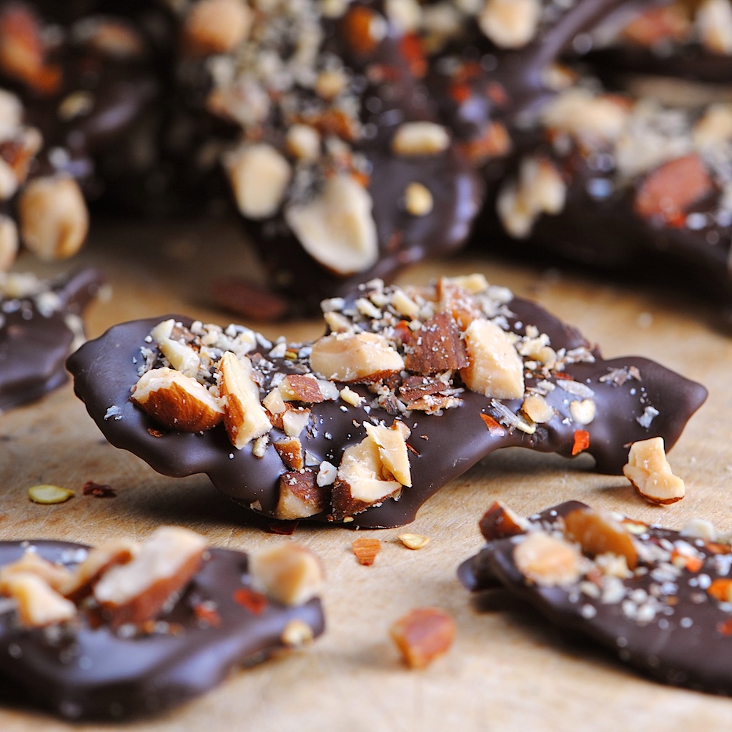 JULES FOOD...: Spicy Dark Chocolate Bacon with Roasted Almonds