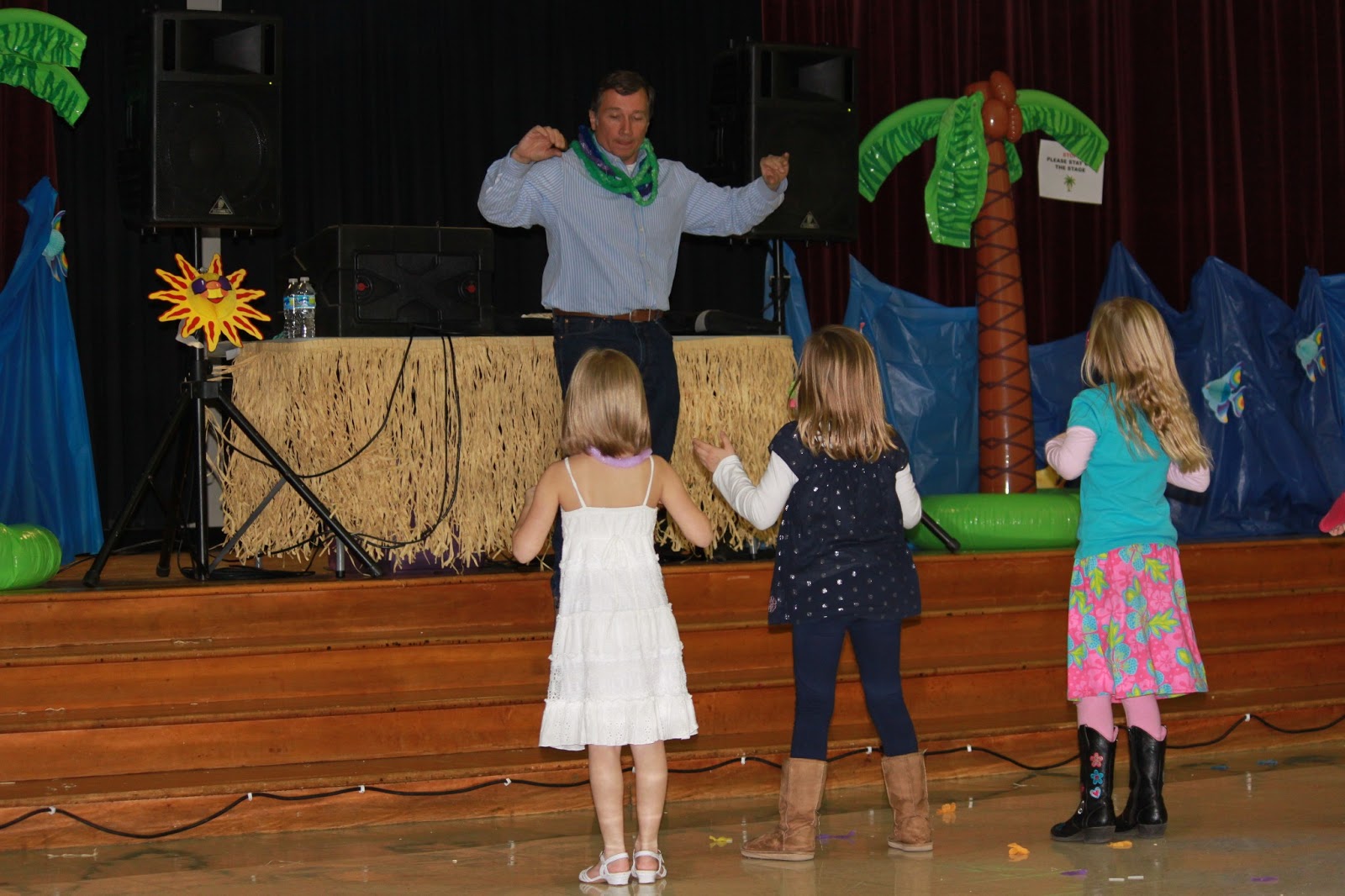 Love, The Baileys: Lilah's First School Dance