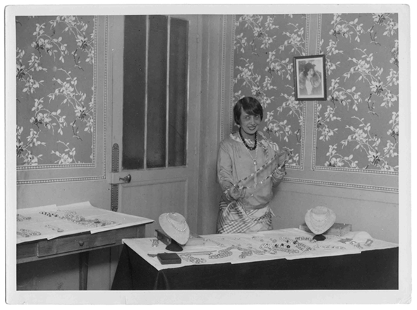 Renaissance of Jewellery: Discovering Glass: Louis Rousselet