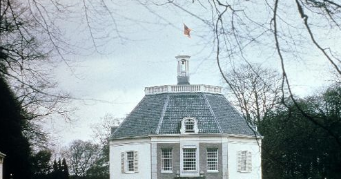 Drakensteyn Castle, Queen Beatrix’s Home, Will Wow You!