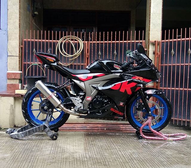 65 Foto Modifikasi Suzuki GSX R 150 Grafis Bodi Terbaru