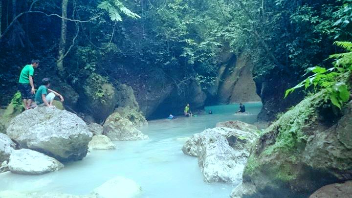 Stumbling into Kabutongan Falls in Malabuyoc Cebu - The Lazy Investor's Way