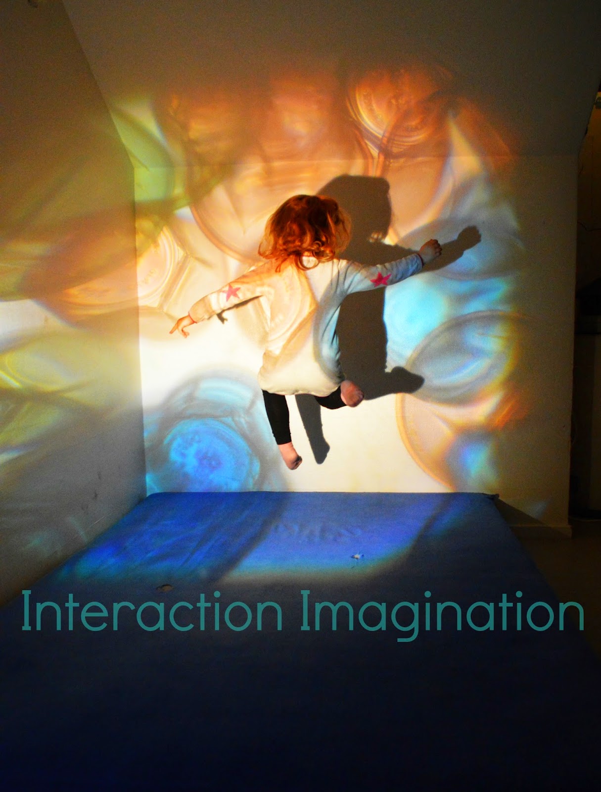 Interaction Imagination: Light and Art Installation - PLAY and ART
