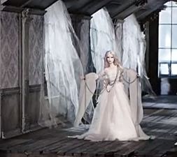 Mixed-Up Monster Club: Haunted Beauty Vampire Barbie (2013) & Haunted ...