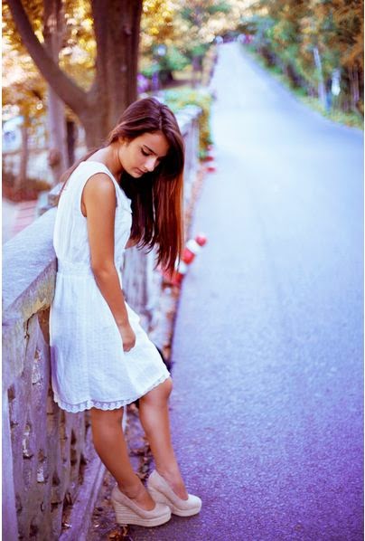 Contoh Pose Foto Yang Keren ~ BFUP