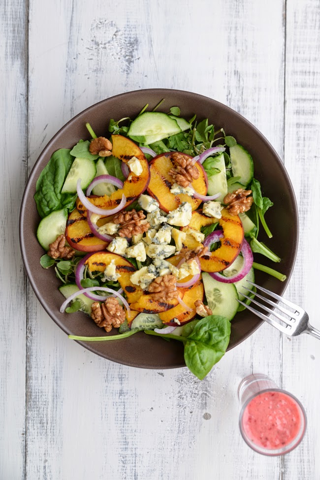 Waffle & Whisk: Grilled Nectarine, Blue Cheese and Walnut Salad with a ...