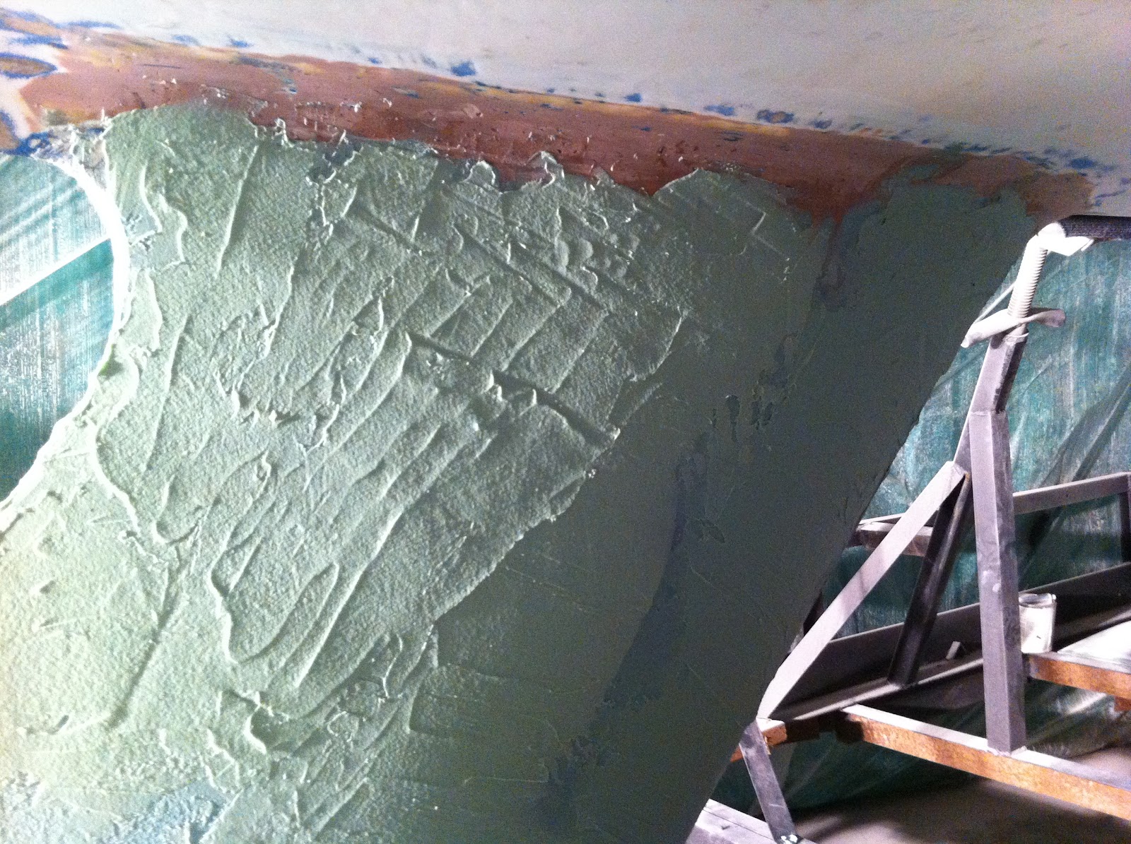 Mayhem! - San Juan 24 Restoration: Keel Fairing Underway!