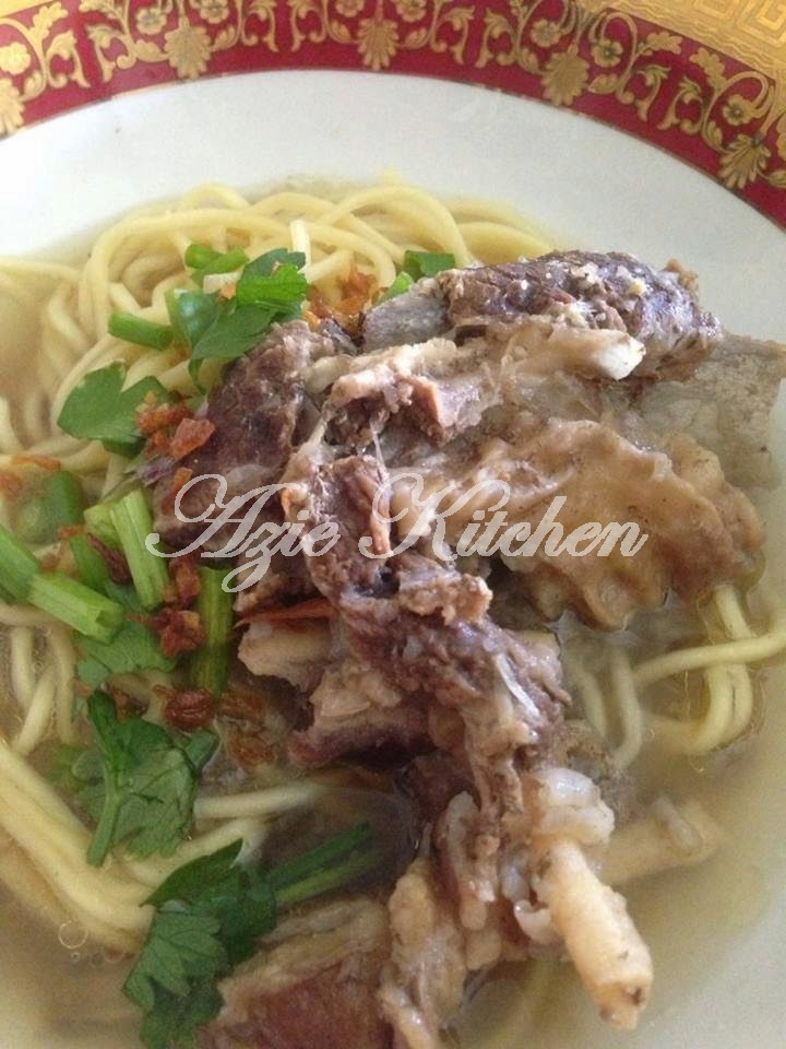 Mee Sup Tulang Yang Sedap - Azie Kitchen