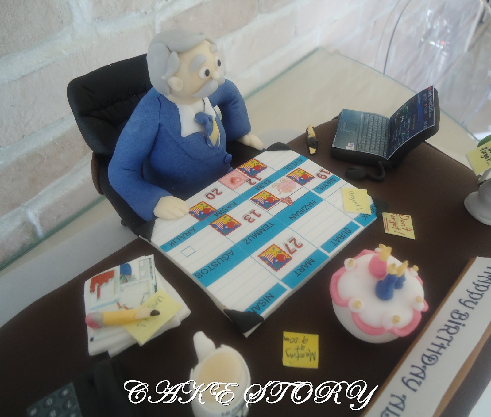 Cake Story: FATHER AT WORK BIRTHDAY CAKE