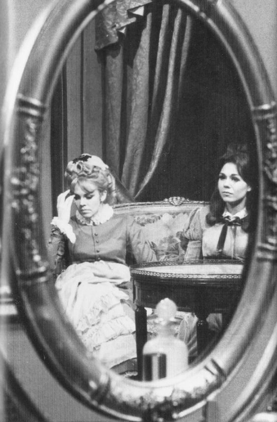 Shadows on the Wall: An Online Dark Shadows Fanzine: 1795: Angelique ...