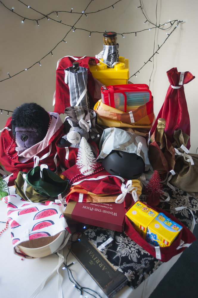 Chromatophobic: Elf Bags