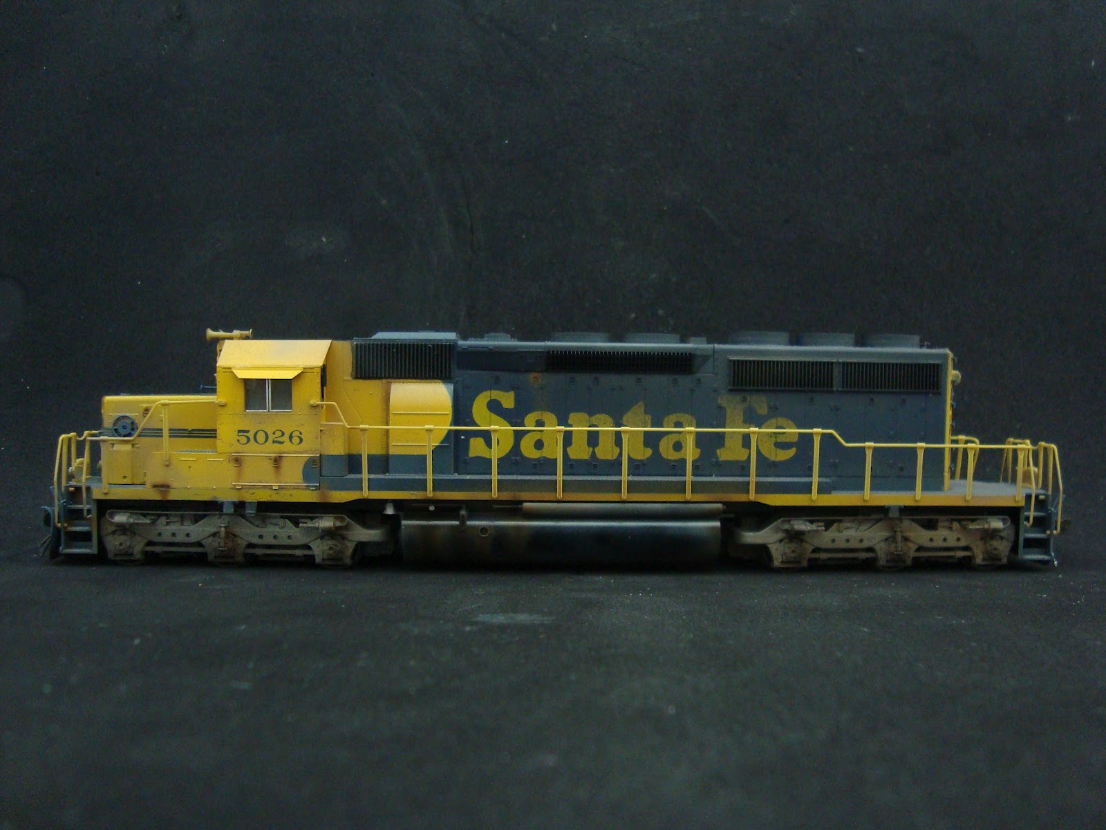 SFTRENS Ferromodelismo HO DCC: Locomotiva EMD SD40-2 MID W-SNOOT NOSE SANTA FE 5026 FREIGHT ...