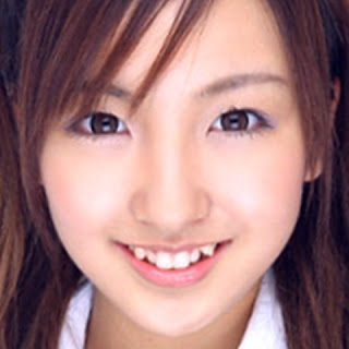 Yusuke Japan Blog: fang-like teeth is a symbol of cuteness?!