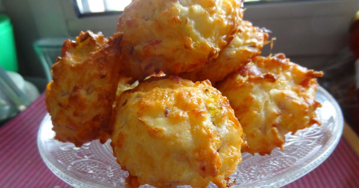 ''dalla cucina di Jo'': Biscotti di formaggio (Cheese puffs)