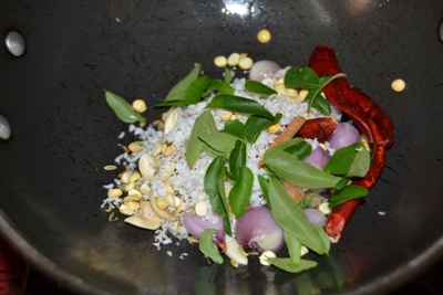 Vaniensamayalarai: Mutton Kola Urundai - Madurai Kumar Mess Special