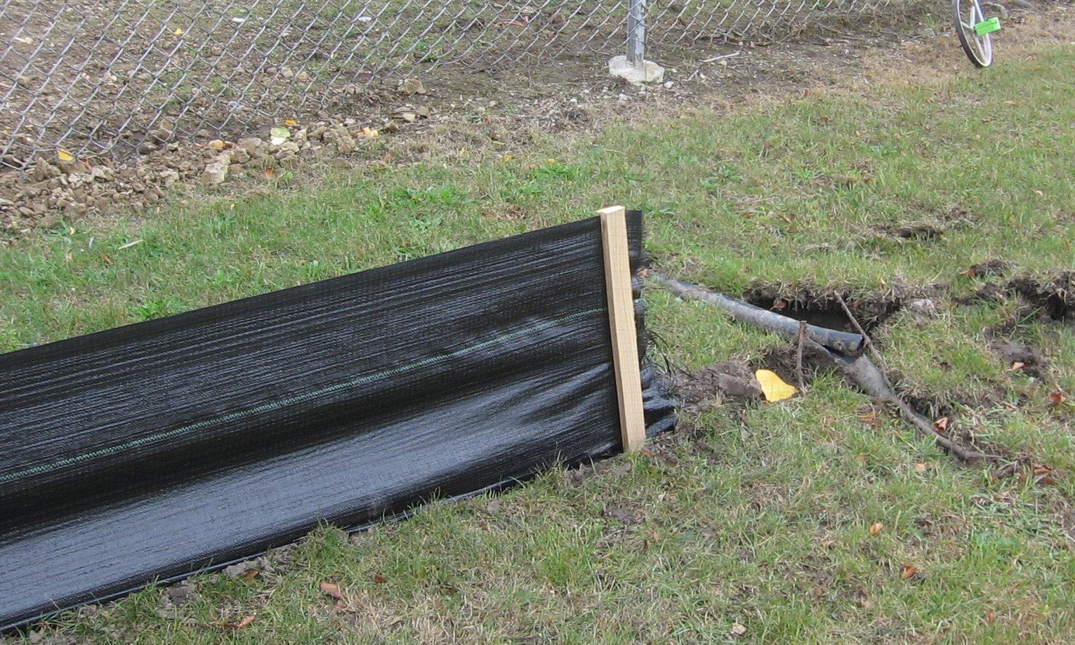 Civil Engineering Photos: #47 Silt Fence for Sediment Runoff Control