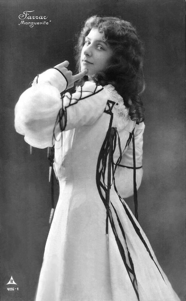 Gerry-Flappers: Beautiful Pics of Young Geraldine Farrar in the Early ...