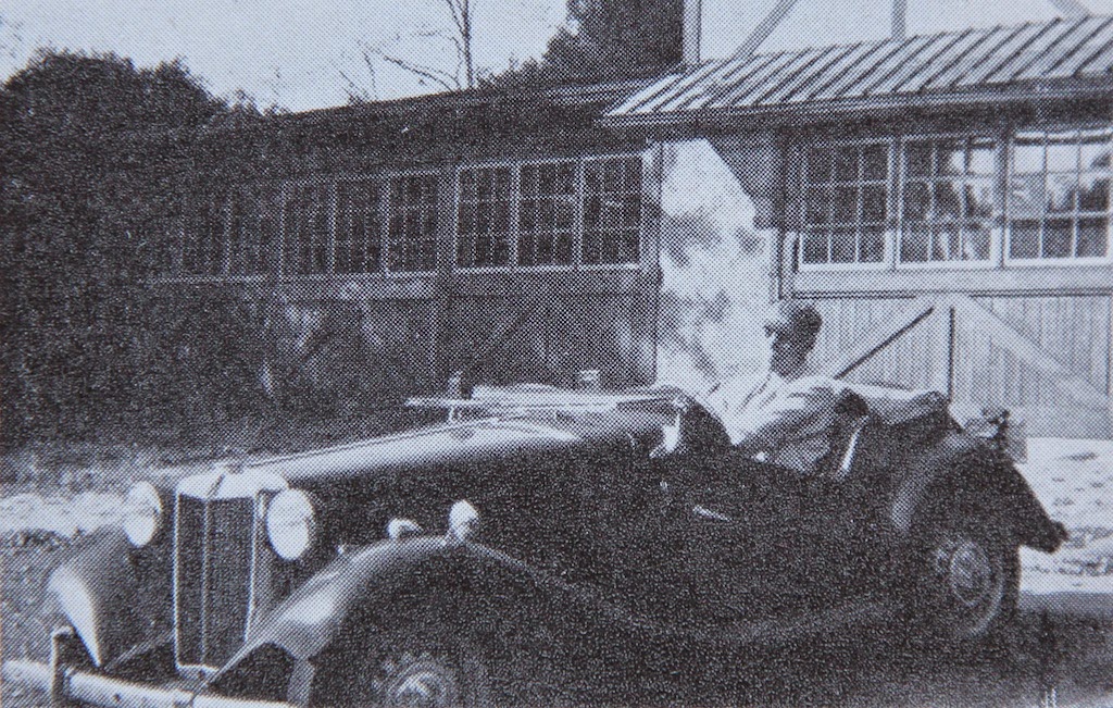 Insta-Blog-O-Matic!: Atlas Powder Company Magazine Story - April 1954