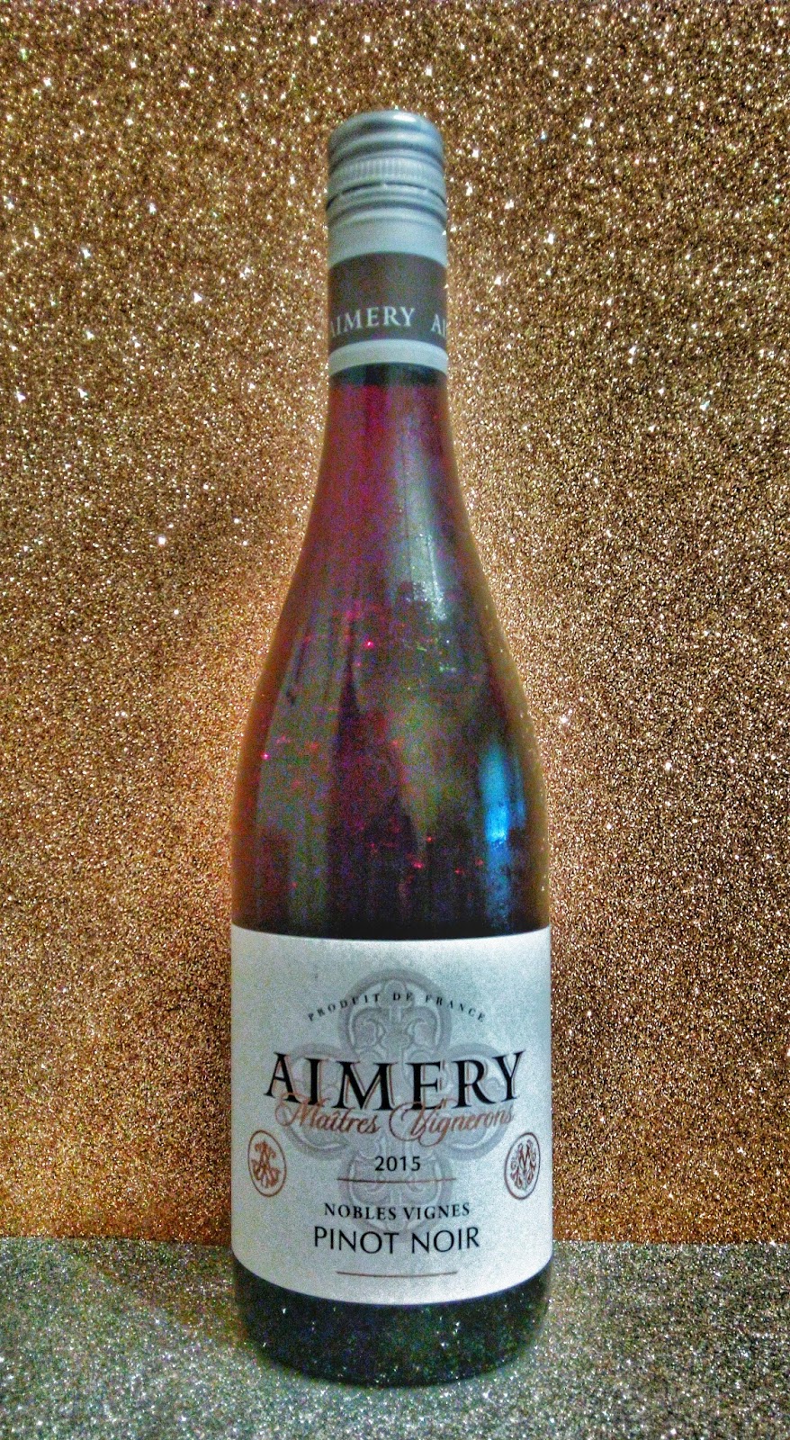 El mundo de Avekrénides. : AIMERY PINOT NOIRE.