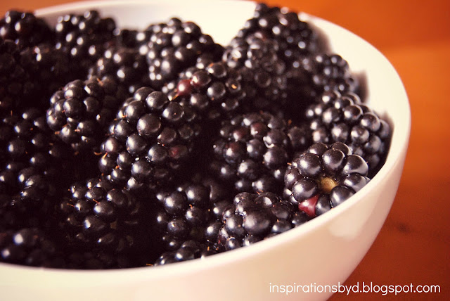 Inspirations by D: Blackberry Cobbler