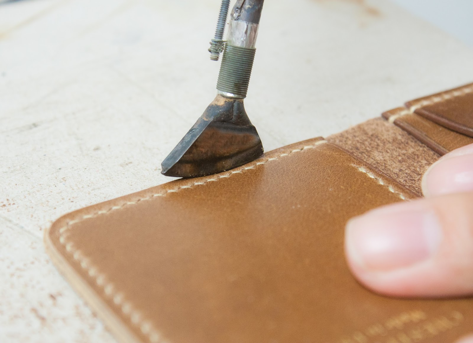 In Review: Chester Mox #53 Chromexcel Compact Bifold