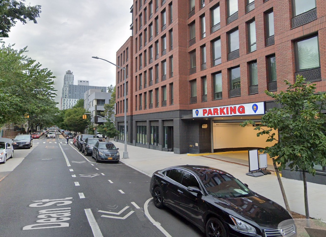 Parking garages on project's southeast block were once to have three ...