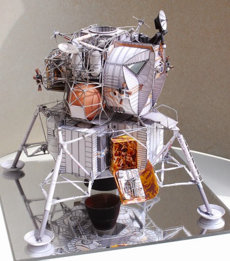 Apollo 13 Lunar Module Aquarius Papercraft | Papercraft Paradise ...