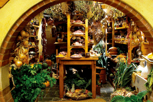 Minnie Kitchen: New Project: Hobbit Pantry