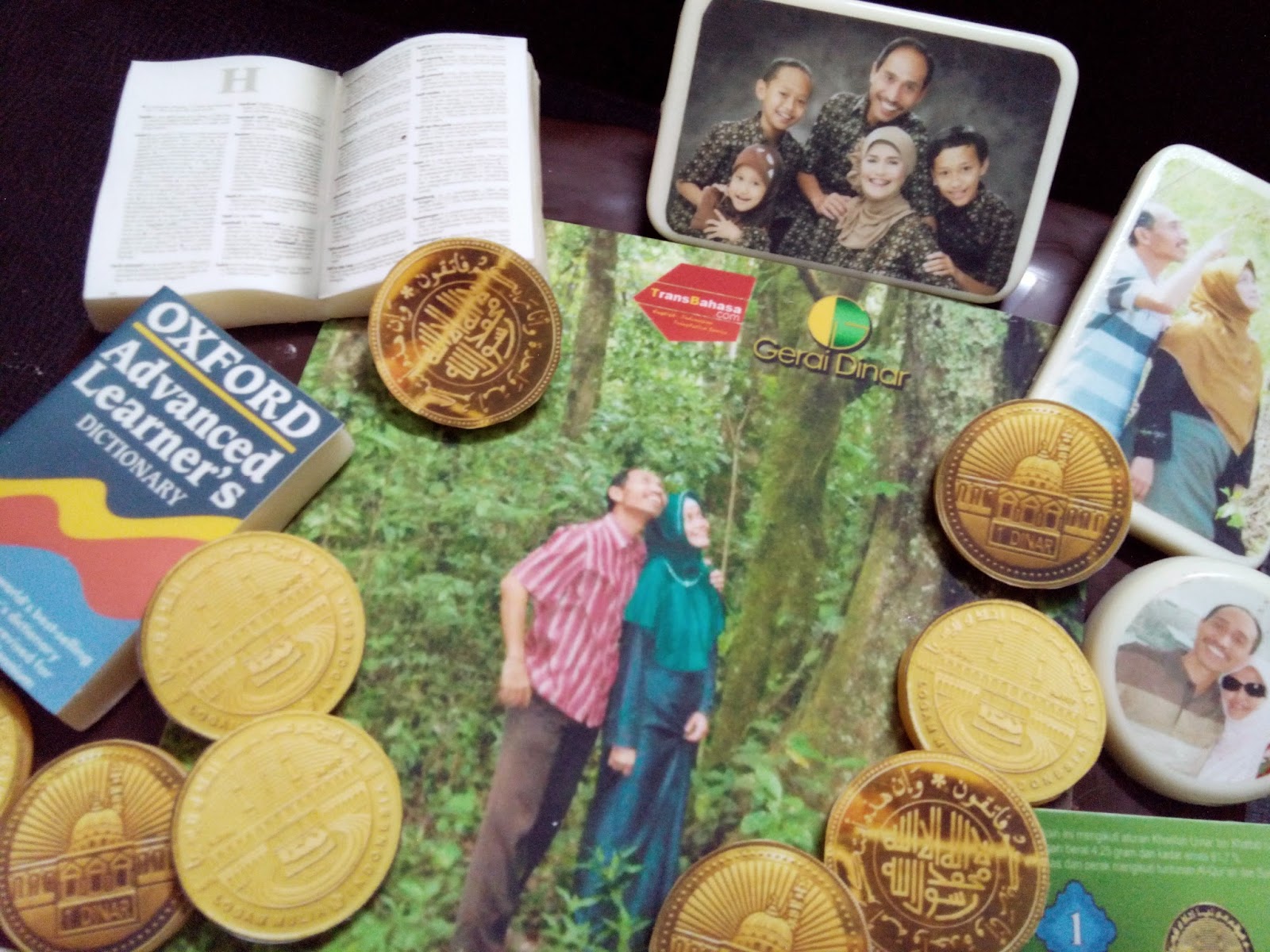 KUE ULANG TAHUN PERKAWINAN OWNER GERAI DINAR MALANG DAN TRANSBAHASA