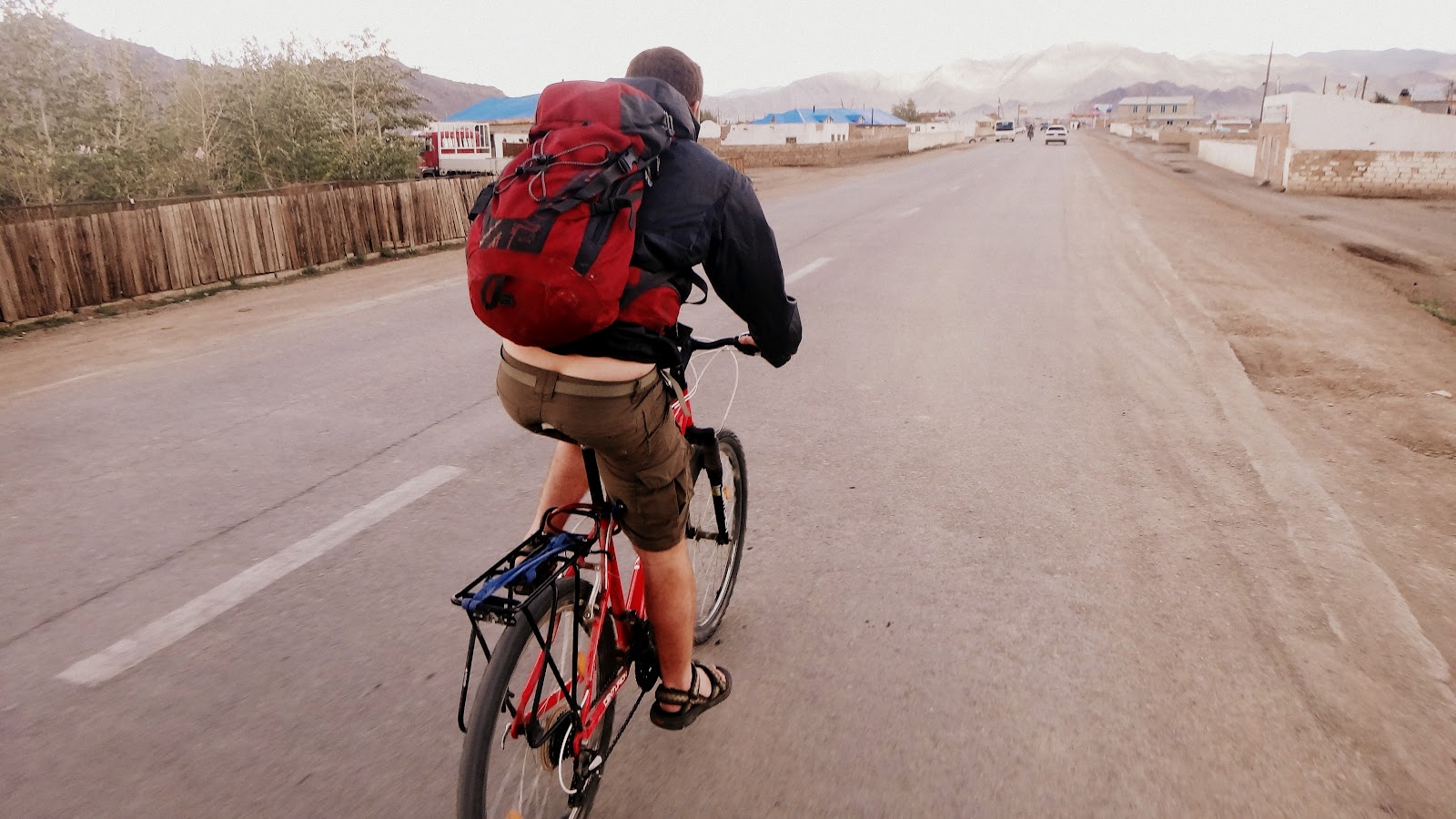 Cycling from the Arctic to Argentina: Images of Bicycle Travel: Day ...
