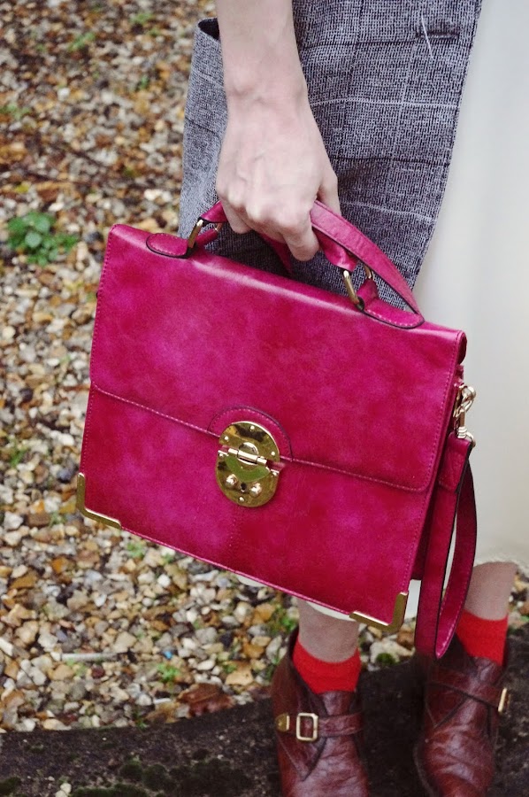 Lady Moriarty: Joues rouges