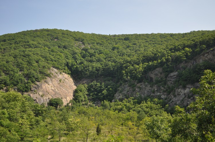 Harriman Hiker: Harriman State Park and Beyond: Bull Hill / Mt. Taurus