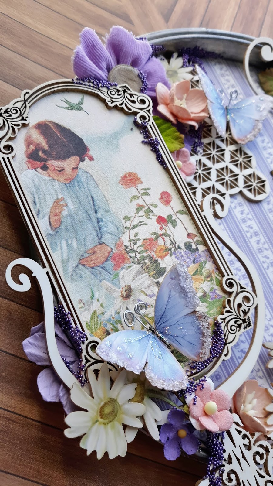 Reneabouquets: ReneaBouquets DT Project-- Altered Embroidery Hoop with ...