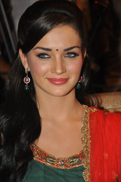 Amy Jackson New Photo Gallery - Your Time Pass Dot Entertainment Blog