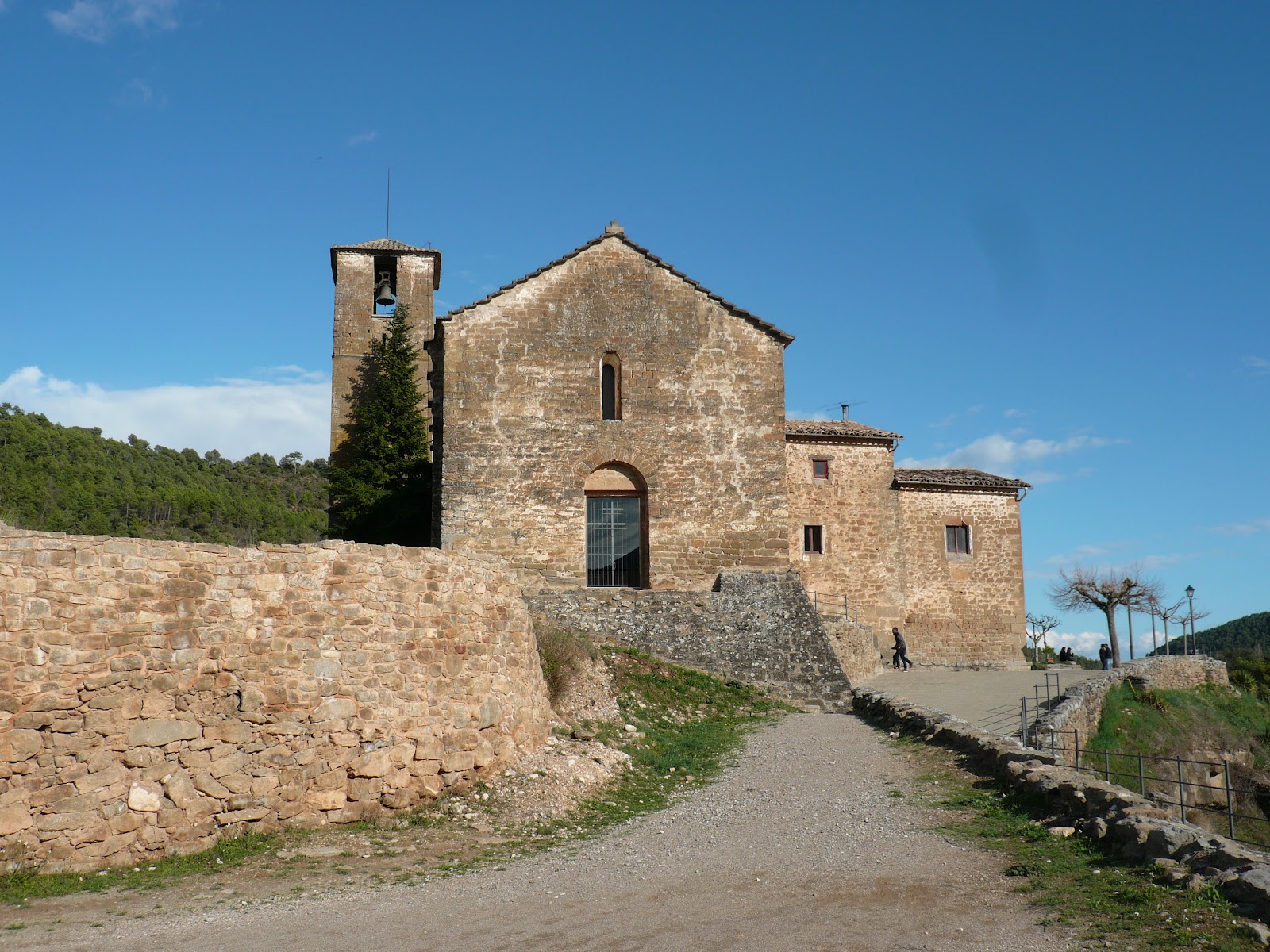 MYCORNER: IGLESIA DE SANT ESTEVE D' OLIUS