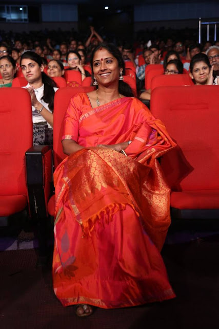 Easwari Rao Latest hot Red Traditional Saree PhotoShoot Images At A AA ...