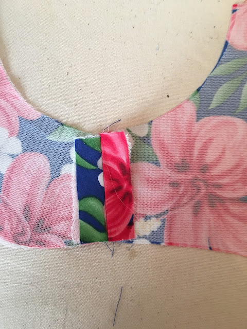 Gertie's New Blog for Better Sewing: B6453 Sew Along: The Facing