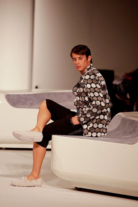 Effing the Lens: Philippine Fashion Week | Rusty Lopez Holiday ...