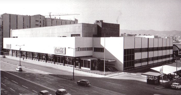 BARCELOFÍLIA : COBEGA S.A. Planta embotelladora de Coca-Cola. Guipúscoa ...